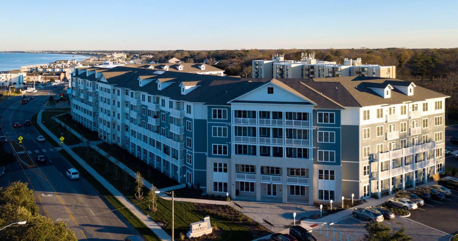 Lake Taylor Pointe - The Breeden Company